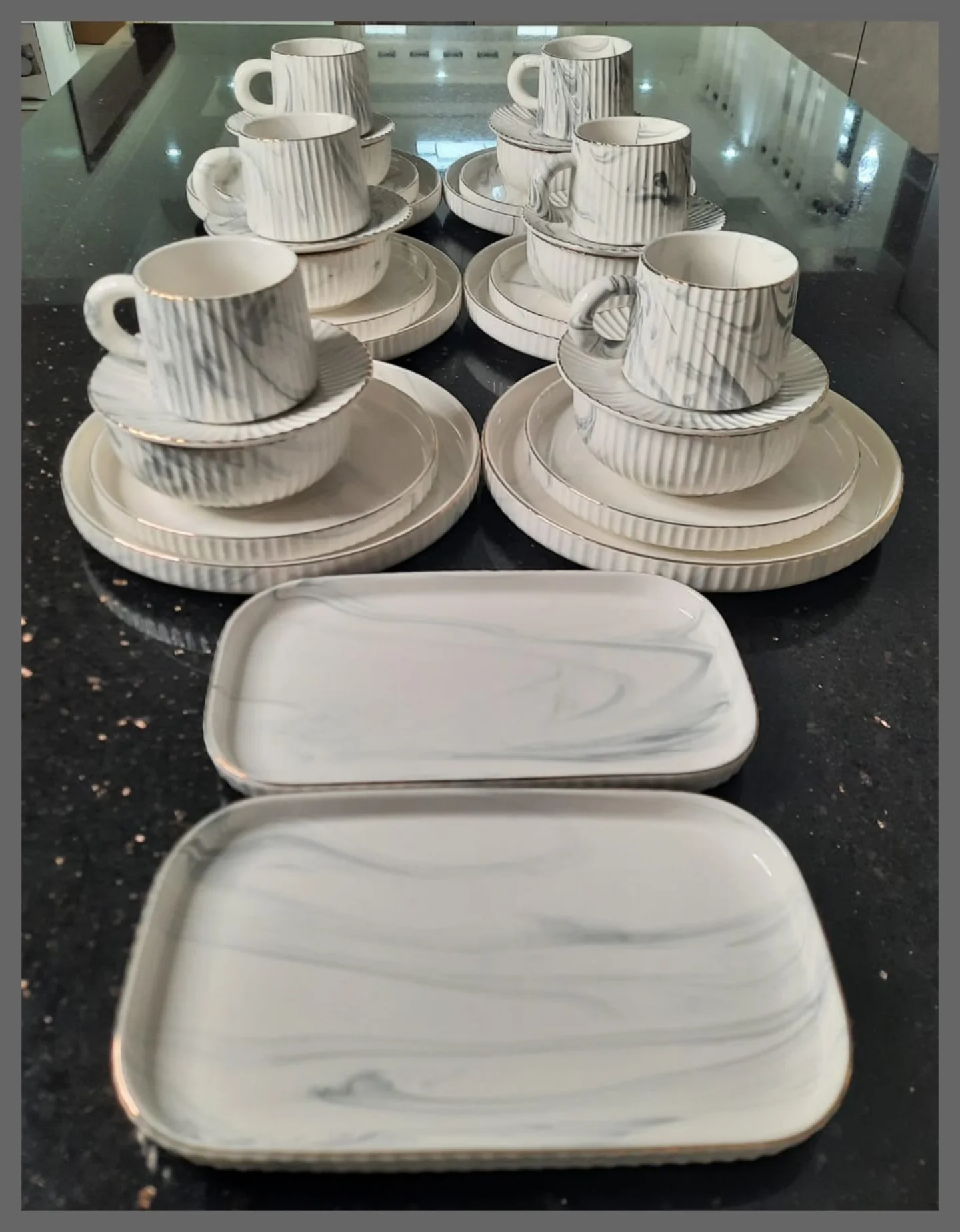 32Pcs Elegant European Porcelain Dinner set - Patamore.co.ke