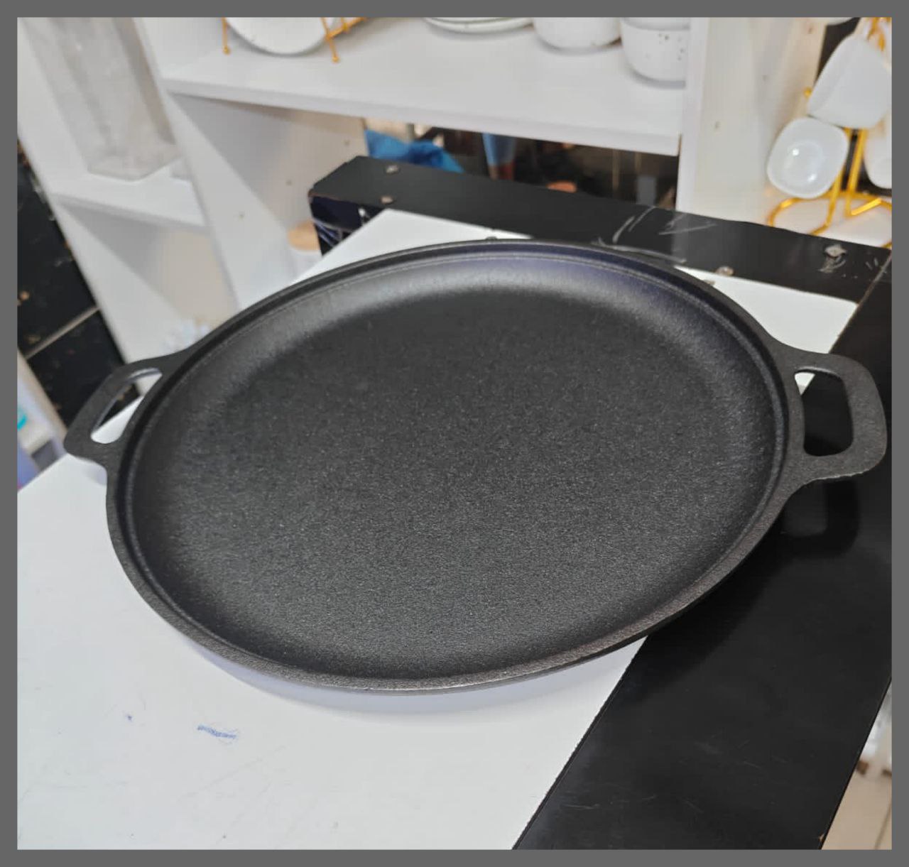 30cm Cast Iron Skillet - Patamore.co.ke